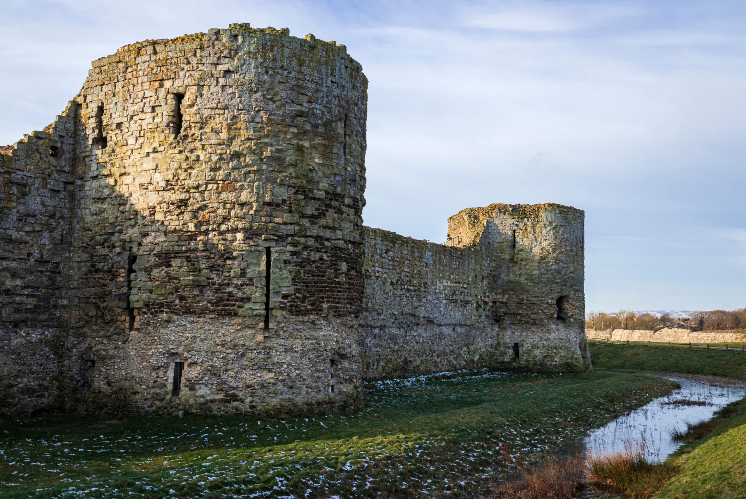 Pevensey Castle - Great Scenic Journeys