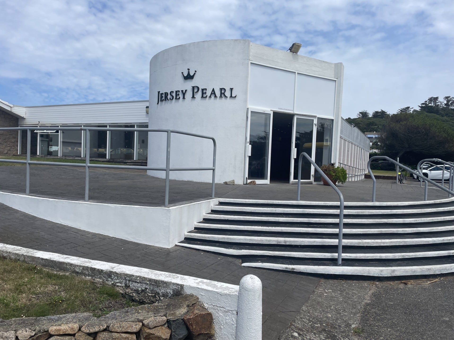 Jersey Pearl - The Pearl Experience - Great Scenic Journeys