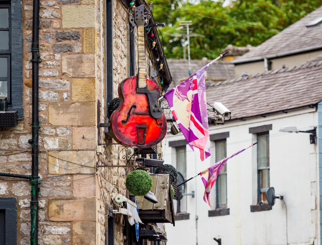 Clitheroe Castle & Ribble Valley | Lancashire Bus