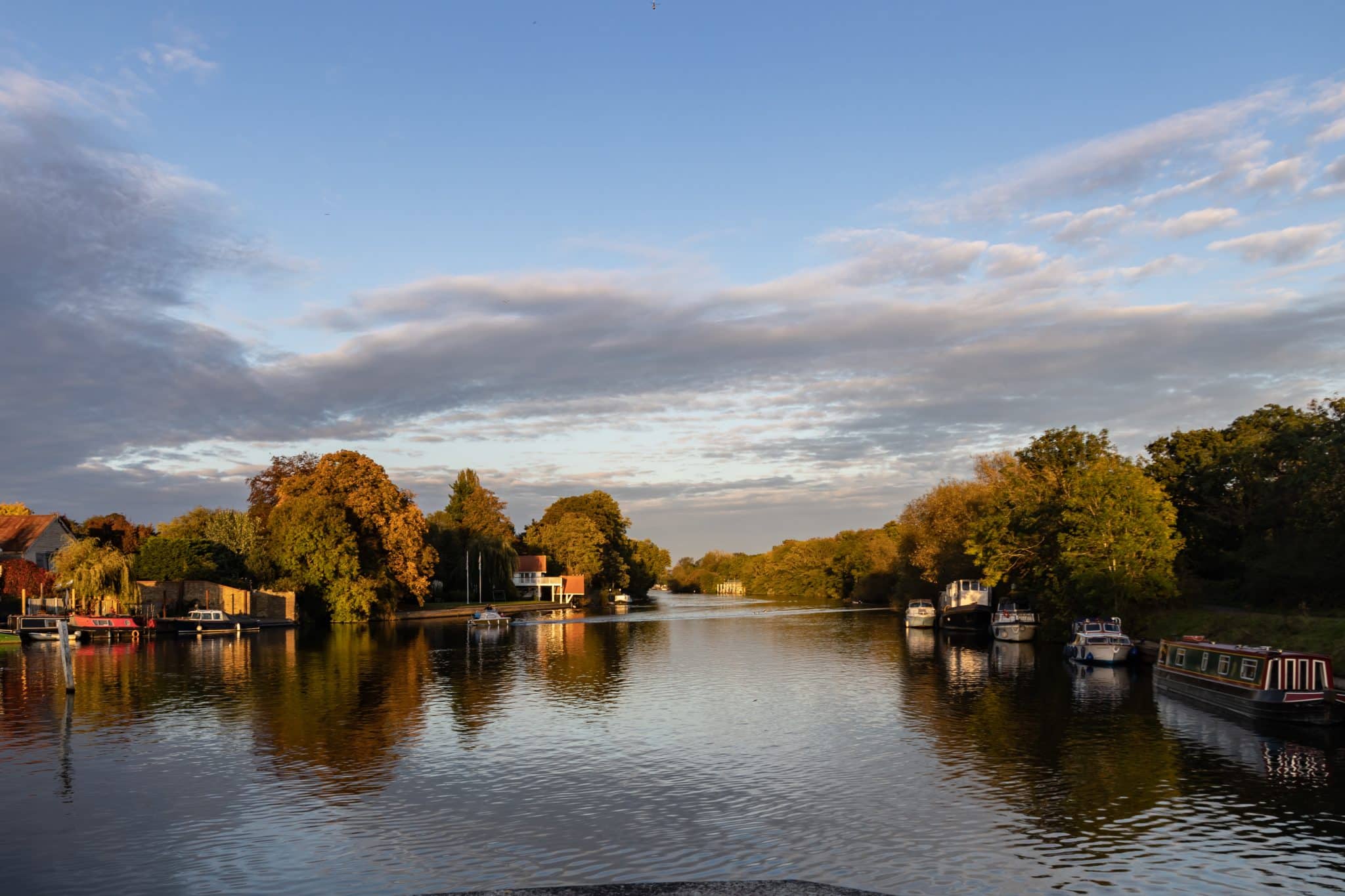 Whiteley Village to Heathrow Airport - Great Scenic Journeys