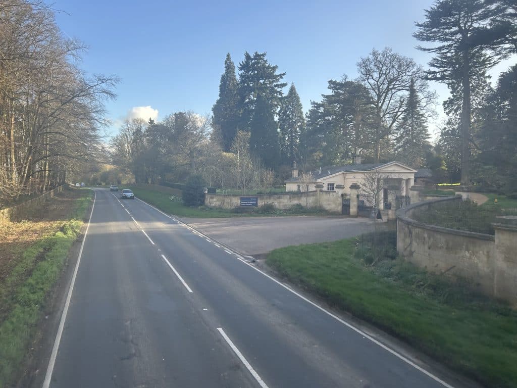 Reading to Oxford Bus X40 River Rapids | Thames Route